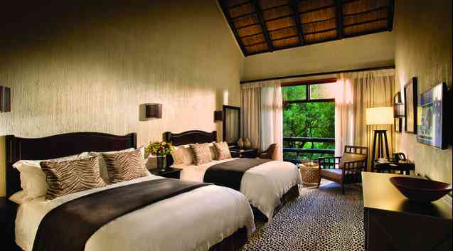 Bakubung Bush Lodge: Pilanesberg National Park Safari South Africa