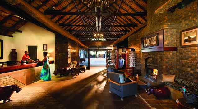 Bakubung Bush Lodge: Pilanesberg National Park Safari South Africa